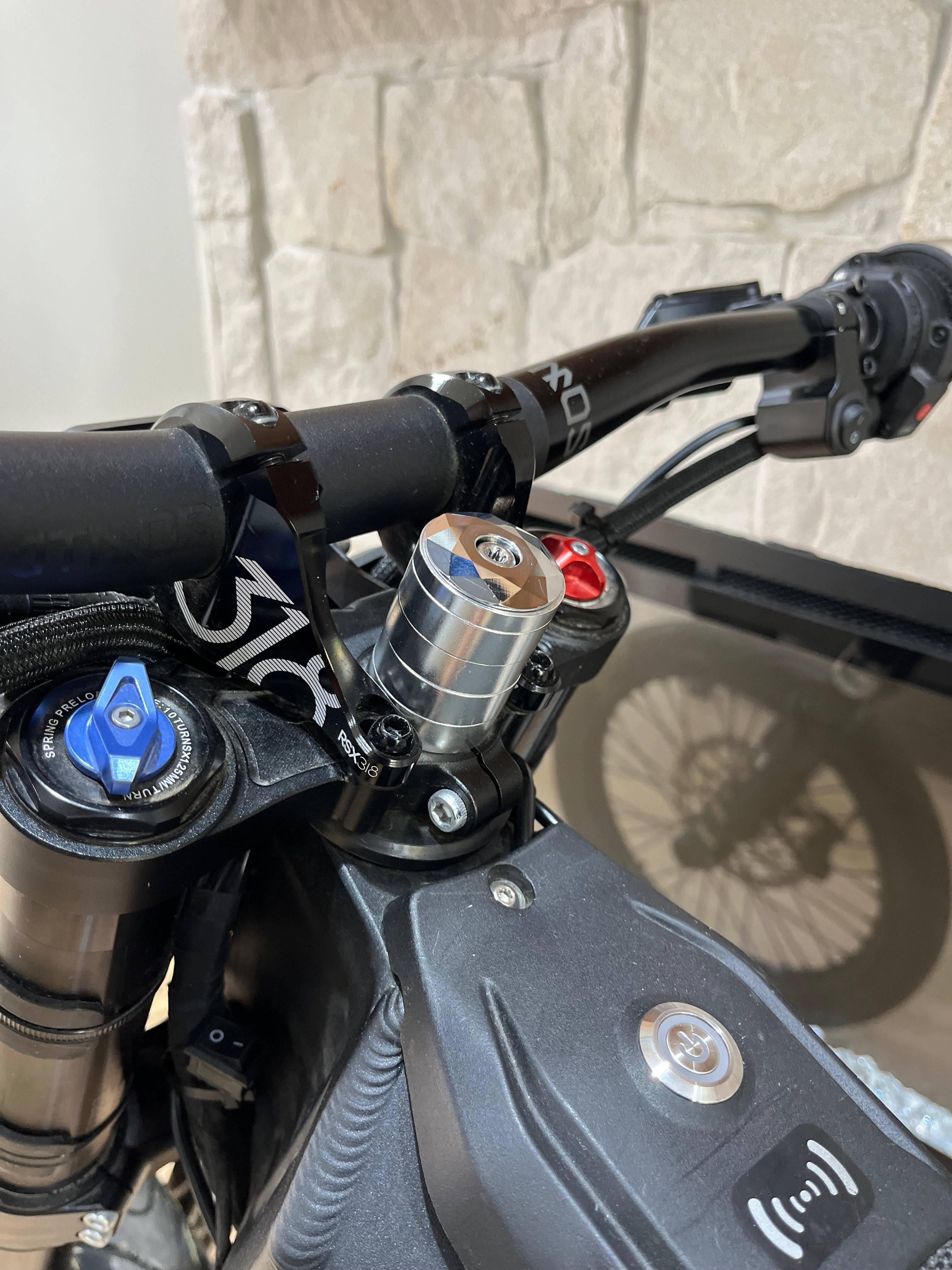 Chrome Stem Cap – JDCustoms